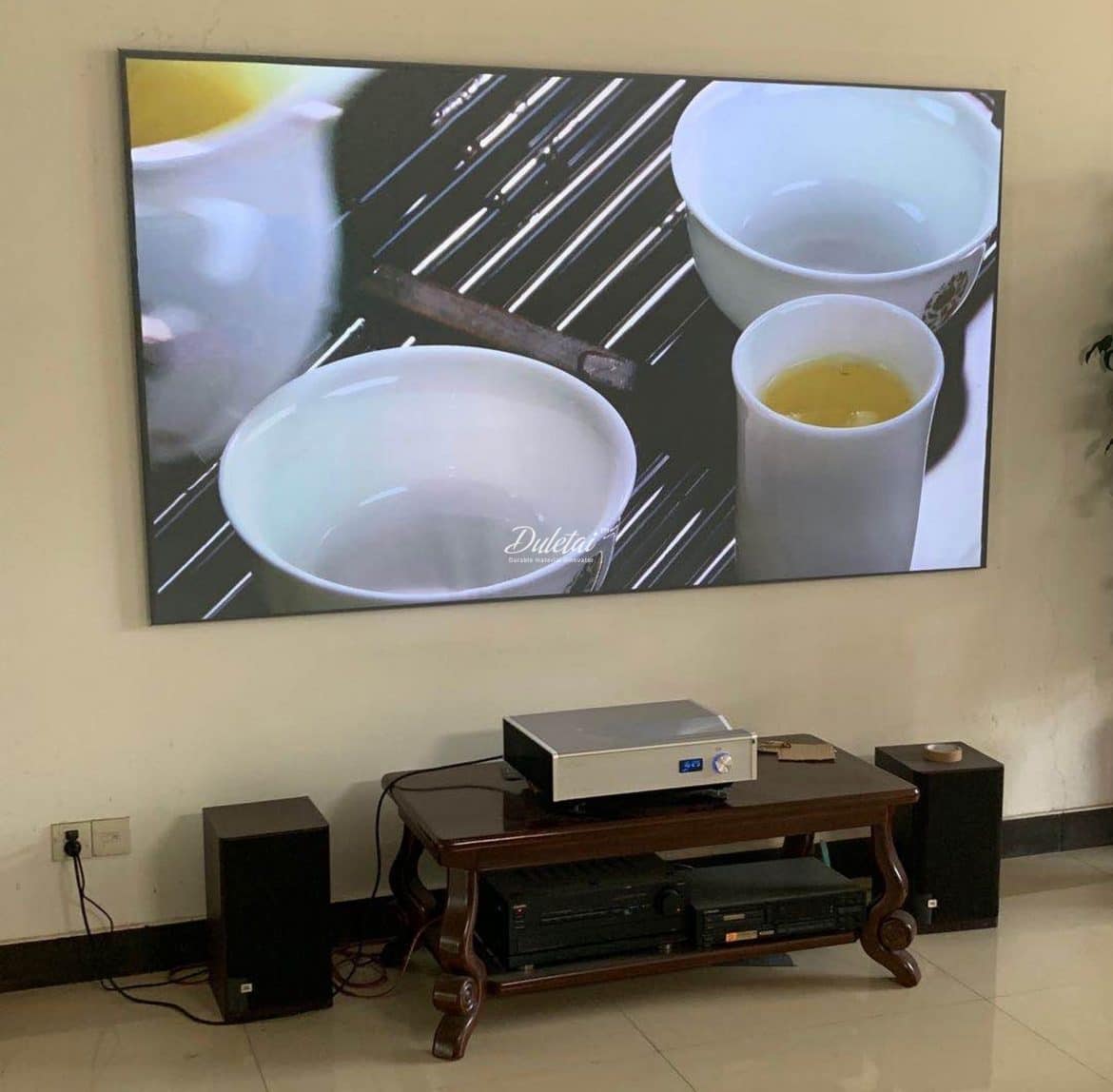 Ambient light rejecting screen ALR Ambient Light Rejecting material