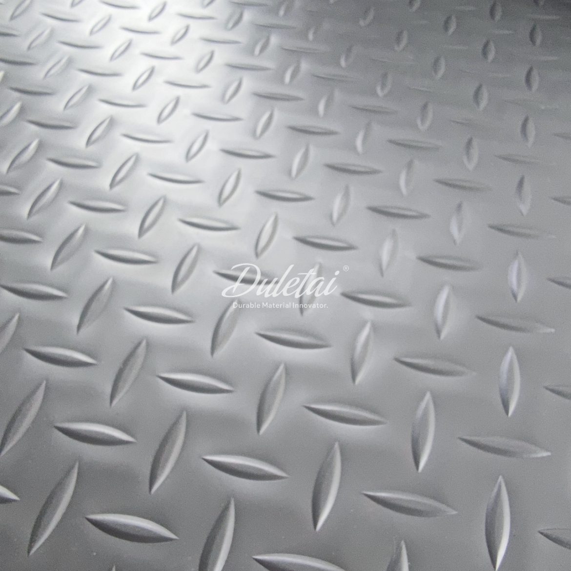 Anti slip flooring anti slip wear resistant rubber mat Non-Slip flooring