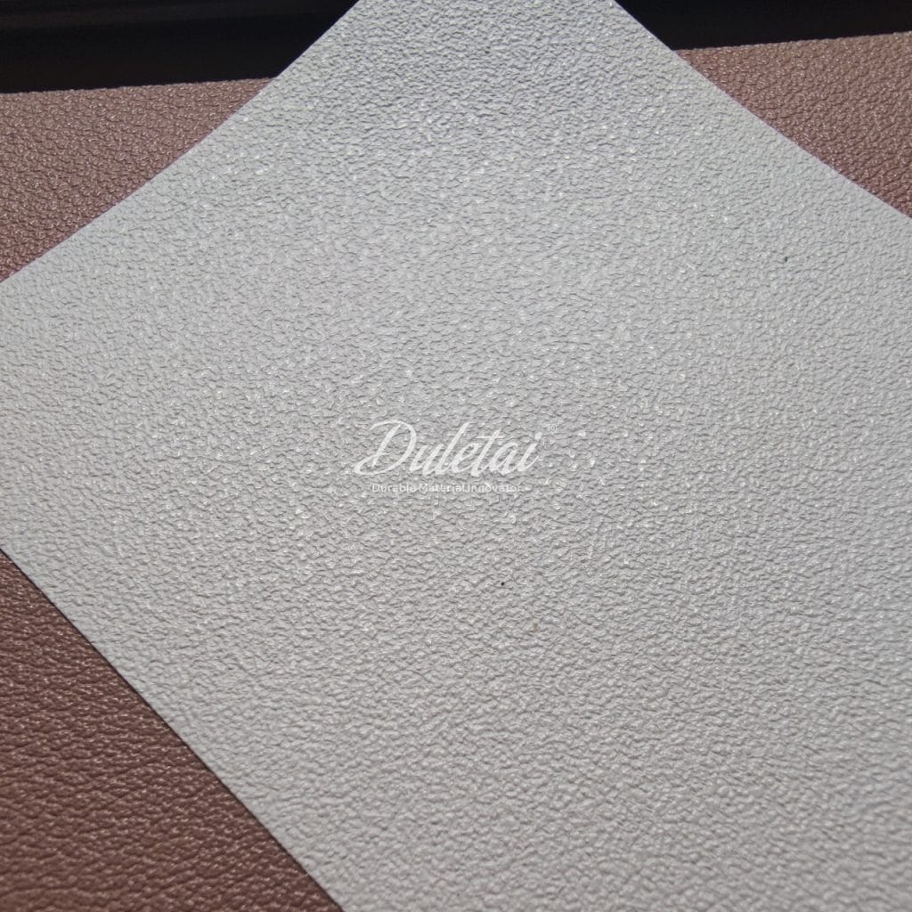 PVC stretch films with flatness guarantees smoothness